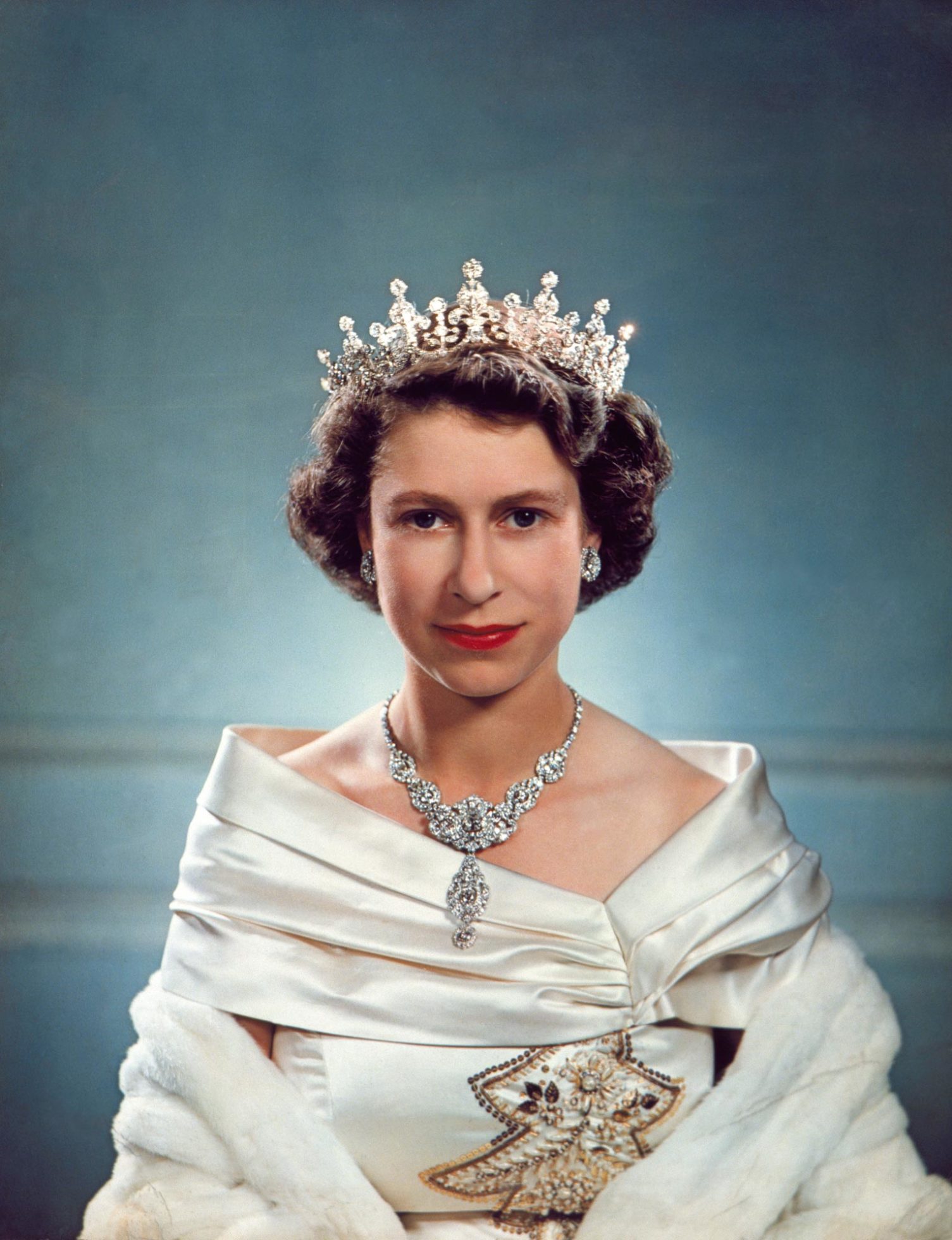 Queen Elizabeth II – Yousuf Karsh