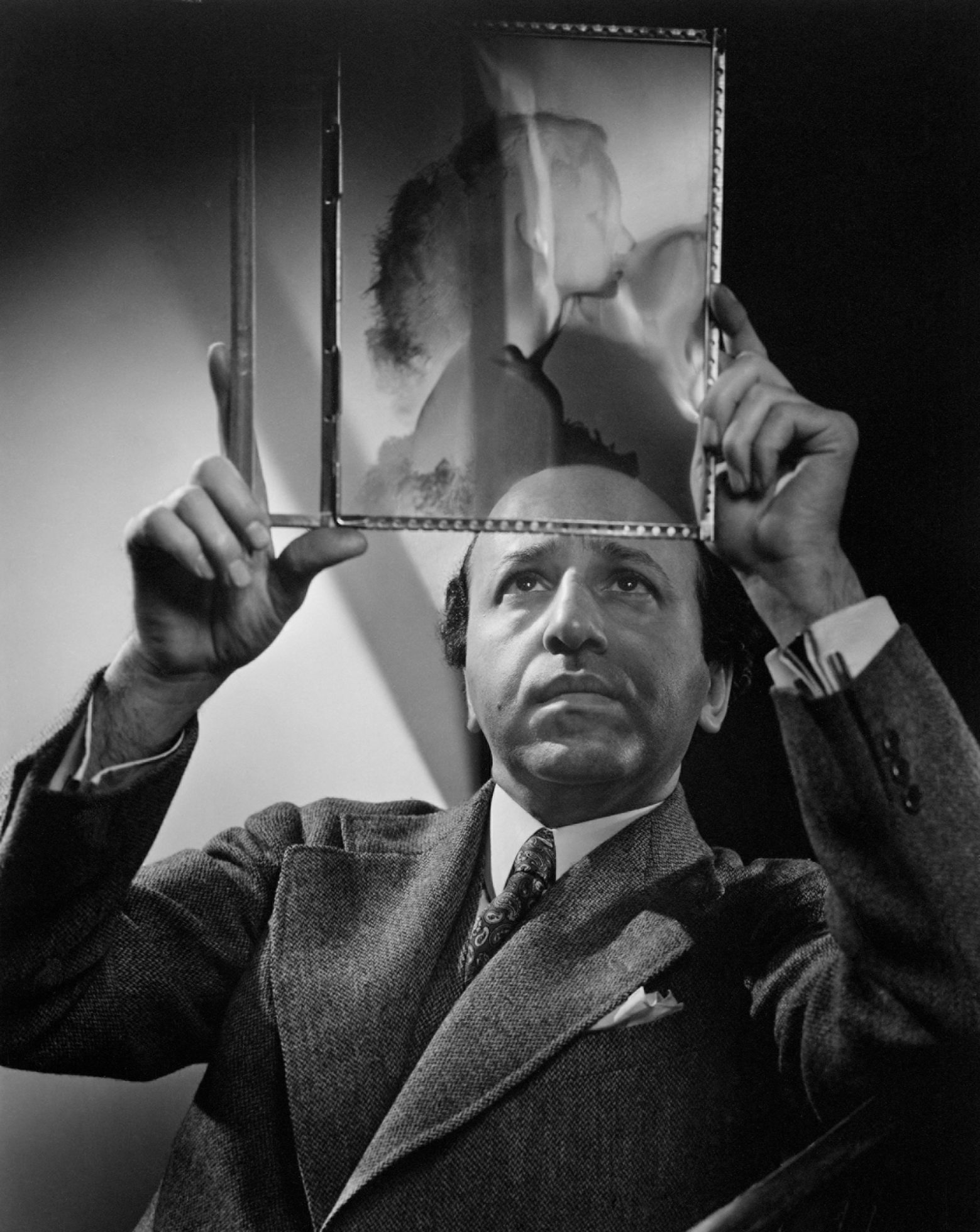 Yousuf Karsh – Yousuf Karsh, master photographer of the 20th century