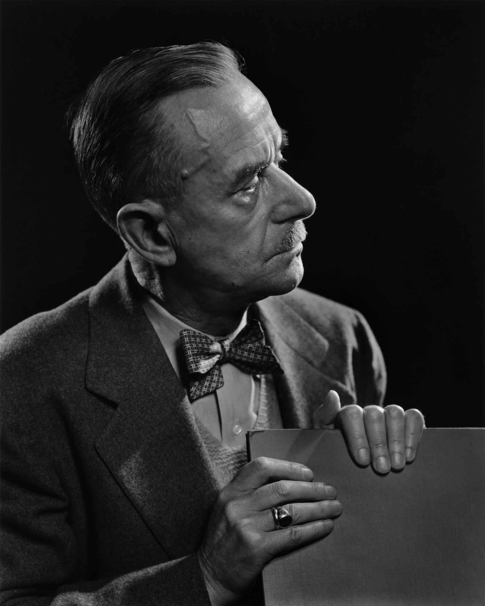 Thomas Mann’s Hands – Yousuf Karsh