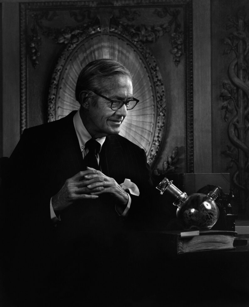 Dr. Henry K. Beecher – Yousuf Karsh