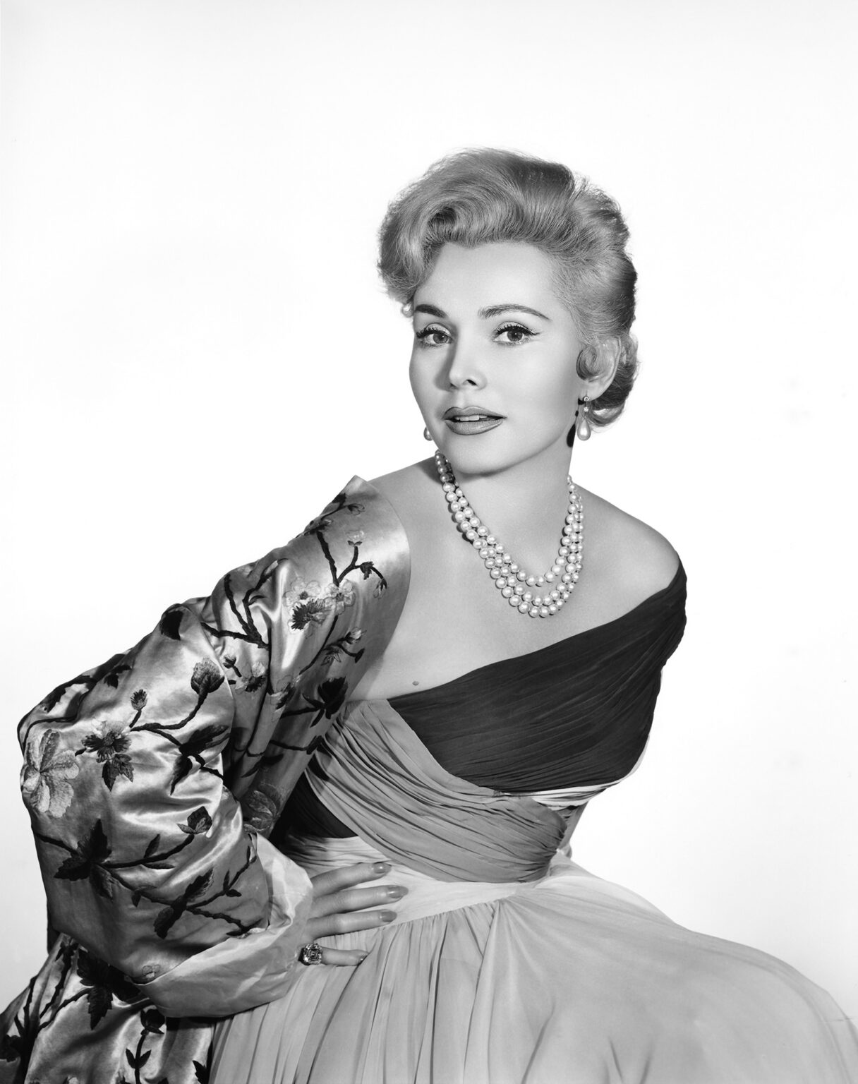 Zsa Zsa Gabor – Yousuf Karsh